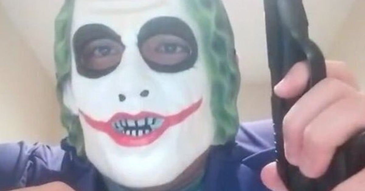 Le «Joker», Jesse Pelletier, qui aurait menacé «les Arabes» a été remis ...