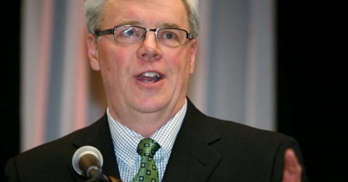 Le PM Greg Selinger remporte le vote pour le leadership du NPD ...