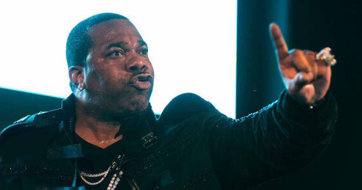 Busta Rhymes est accusé de voies de fait après avoir lancé une boisson ...