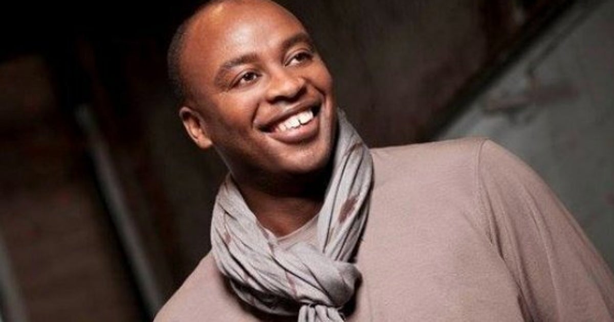 Le chroniqueur François Bugingo démissionne du 98,5 FM | HuffPost Nouvelles