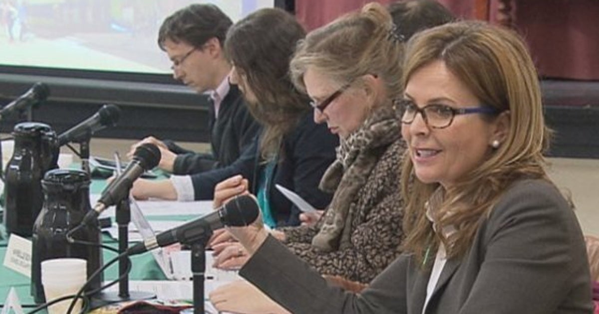 Anne Guérette dénonce «l'intimidation» du maire Labeaume | HuffPost ...