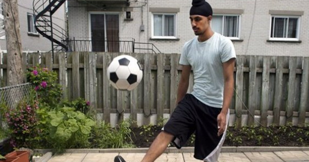 Le voile et le turban officiellement autorisés dans le football ...