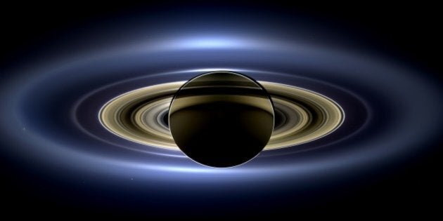 La NASA dévoile une photo extraordinaire de Saturne et ses anneaux ...