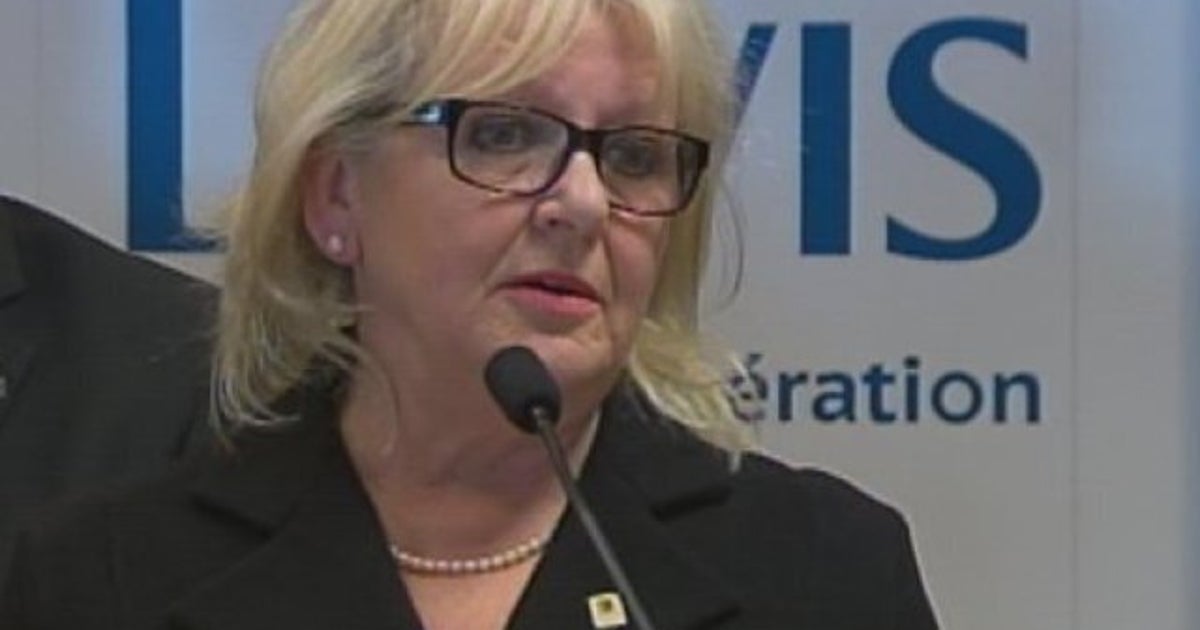 La mairesse de Lévis Danielle Roy-Marinelli tire sa révérence ...