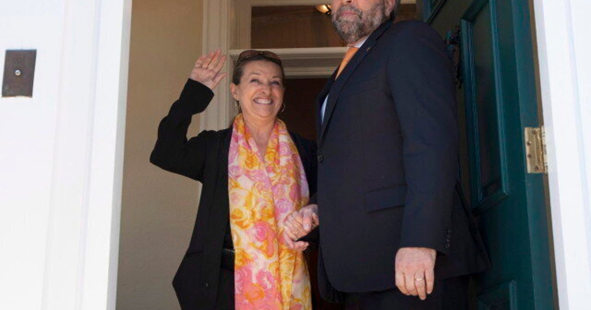 Thomas Mulcair emménage à Stornoway, la résidence officielle du chef de ...