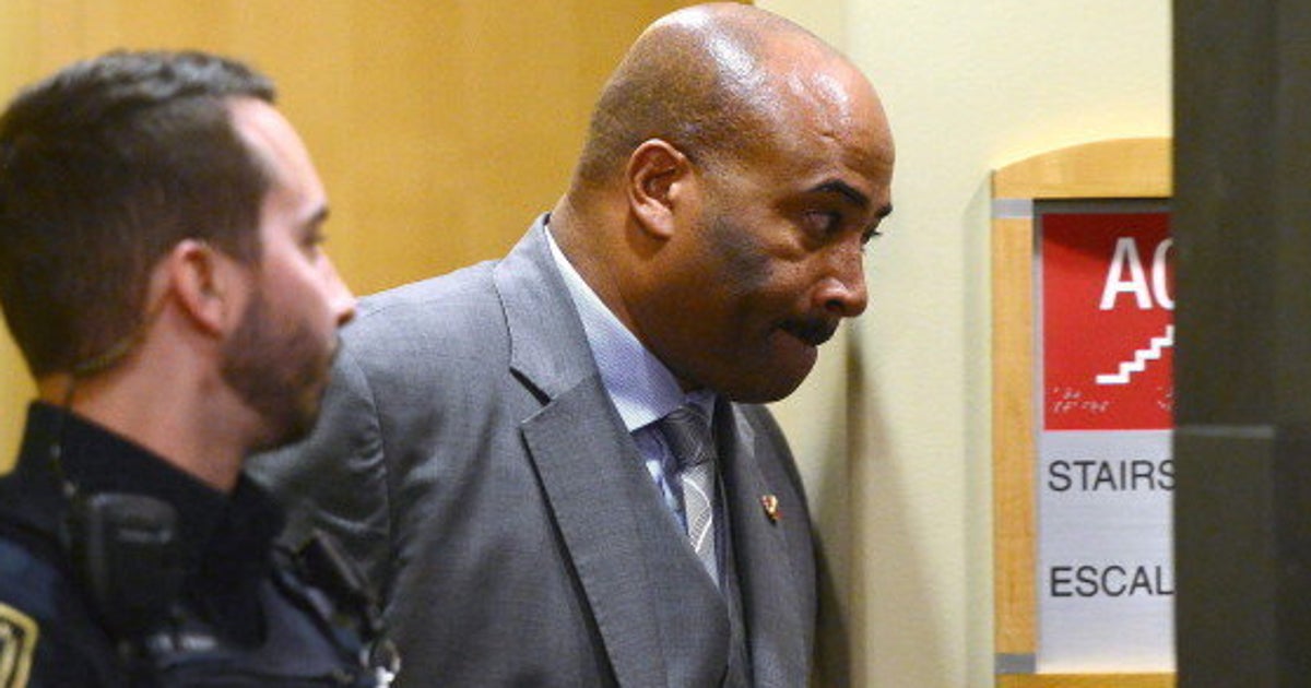 Le sénateur disgracié Don Meredith touchera ses prestations de retraite ...
