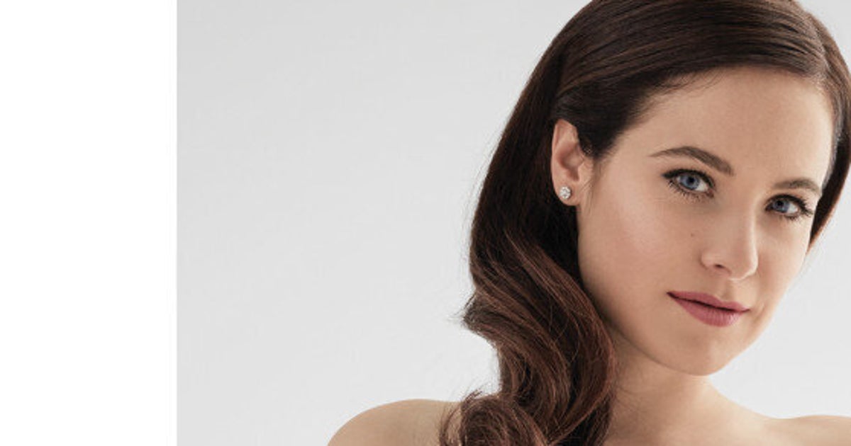Caroline Dhavernas sera le nouveau visage de Lise Watier Cosmétiques ...