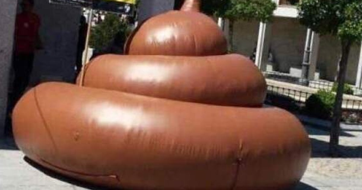 Qui a volé ce caca géant installé en Espagne pour la bonne cause ...