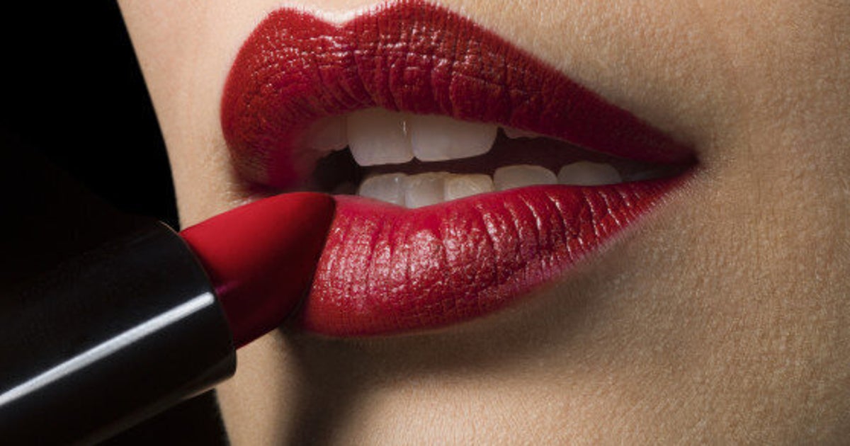 Comment trouver la meilleure teinte de rouge à lèvres pour votre ton de ...