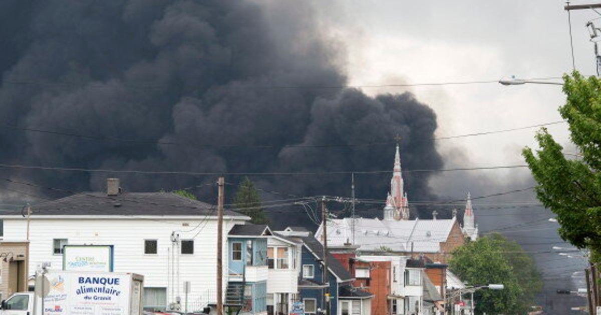 Au moins trois morts après l'explosion à Lac-Mégantic | HuffPost Nouvelles