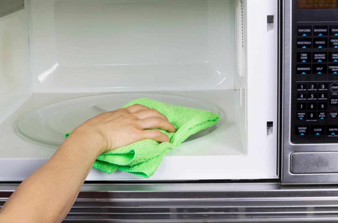 10 Microwave Do's And Don'ts Everyone Should Know | HuffPost Latest News