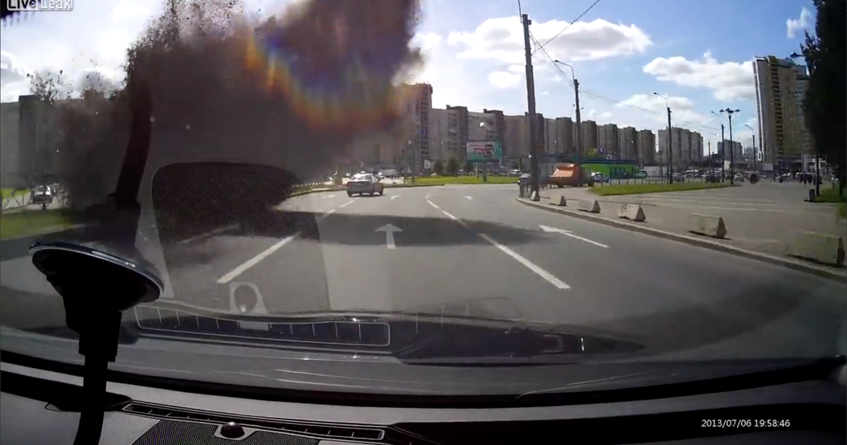 Giant Poo Explosions Cause Crappy Commute In Russia | HuffPost Life
