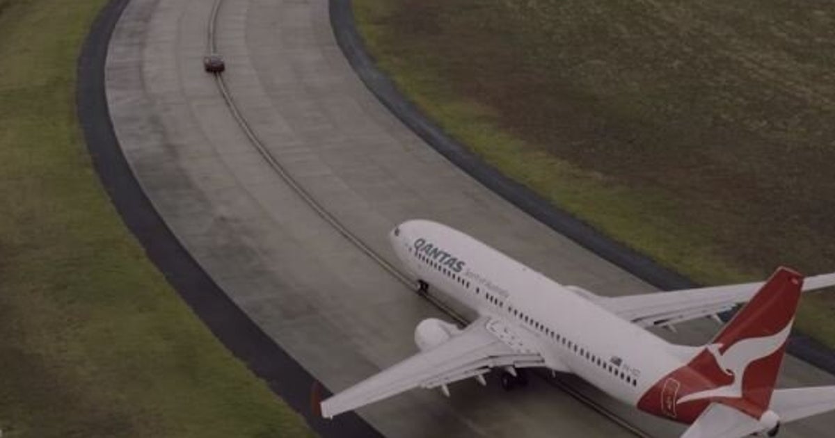 This Car Racing A Boeing 737 Is Pretty Damn Cool | HuffPost News