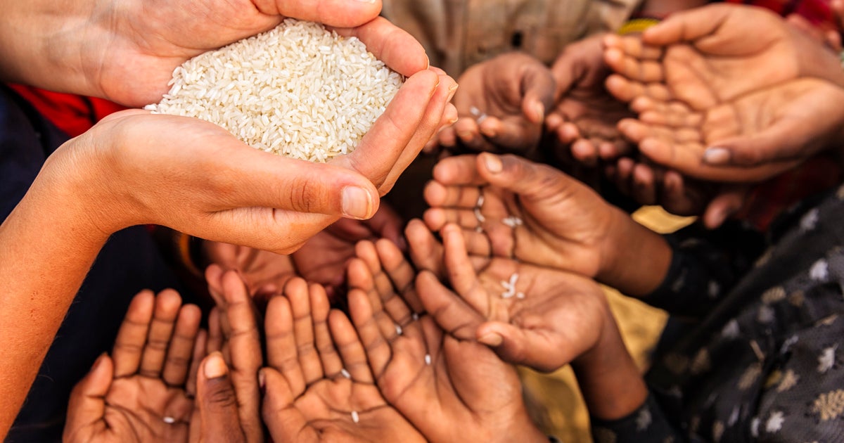 Thousands Living Out Of A Backpack For The 40 Hour Famine | HuffPost News