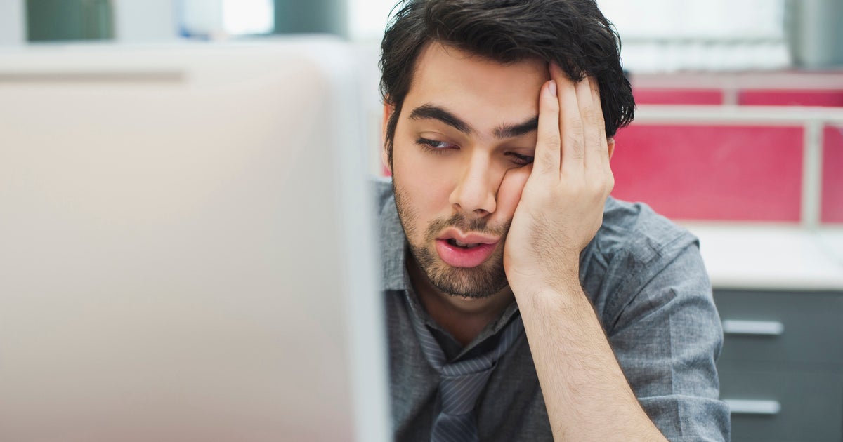 How To (Realistically) Get Out Of Work On Time | HuffPost Refresh