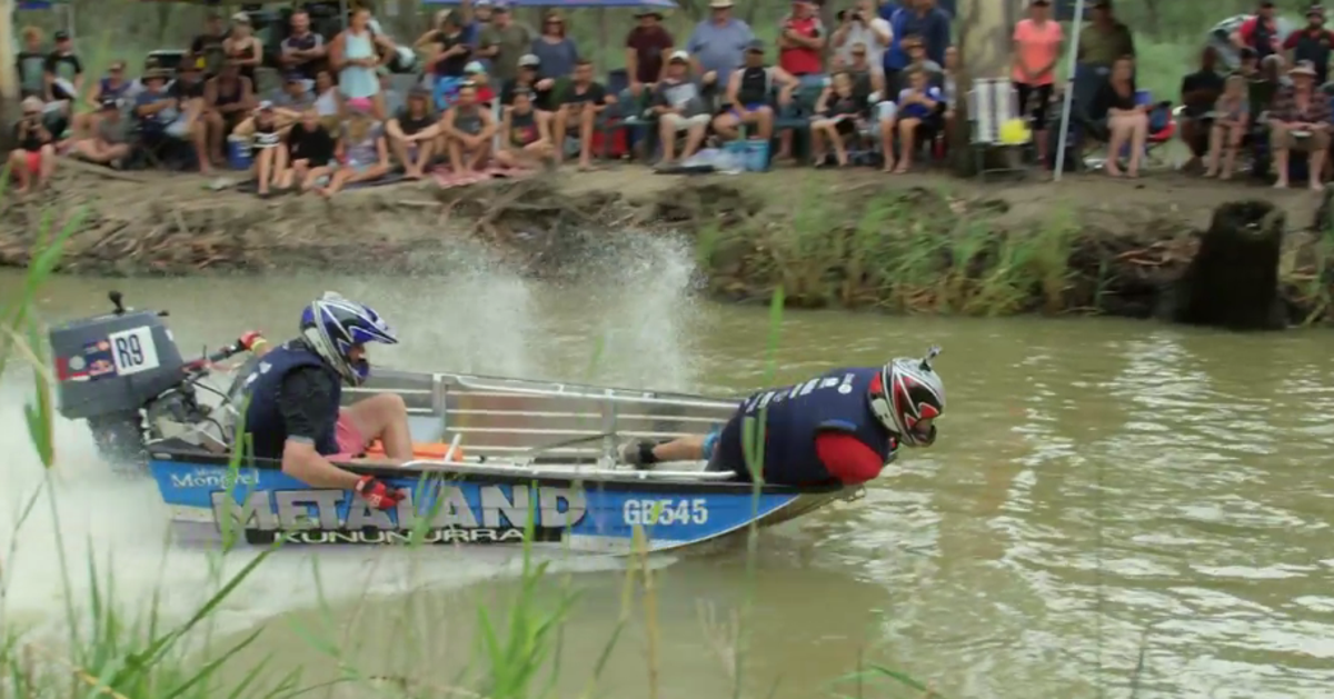 These Crazy Aussie Speedsters Race Tin Boats at 90km/h Just Because ...