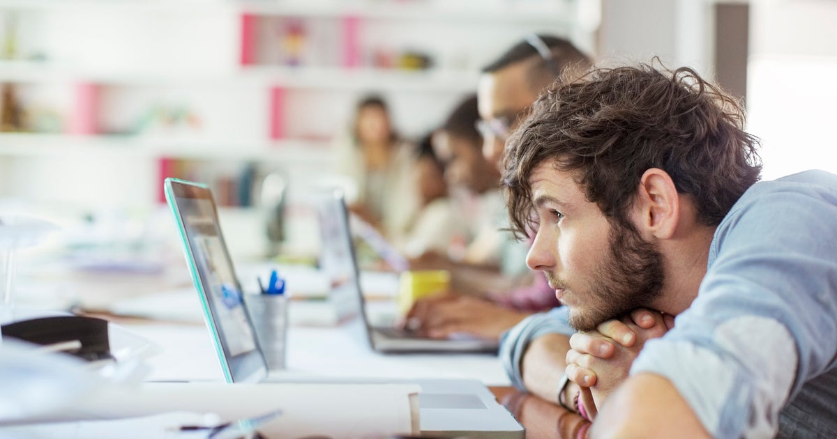 Almost Half Of All Startups Were Built By Founders Working Part-Time ...