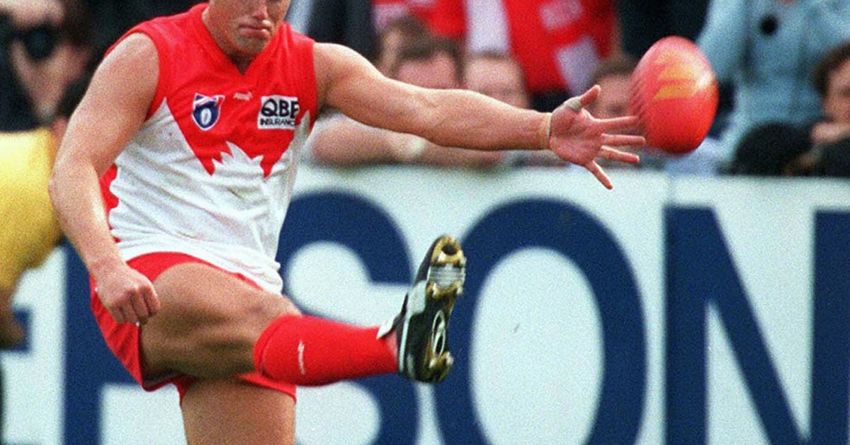 People Are Losing Their Minds Over What Tony Lockett Looks Like Now ...
