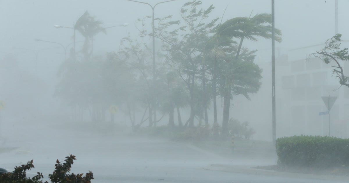 Cyclone Debbie's Path Of Destruction, In Pictures | HuffPost News