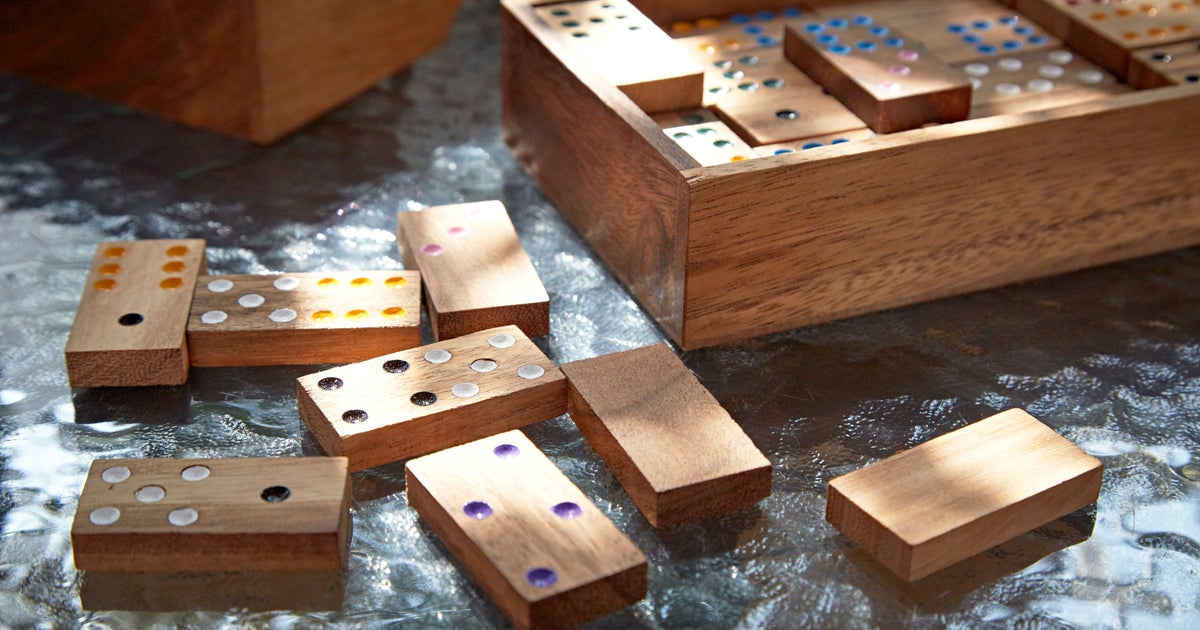 Video: This World Record Dominos Fall Is Mesmerising | HuffPost Life