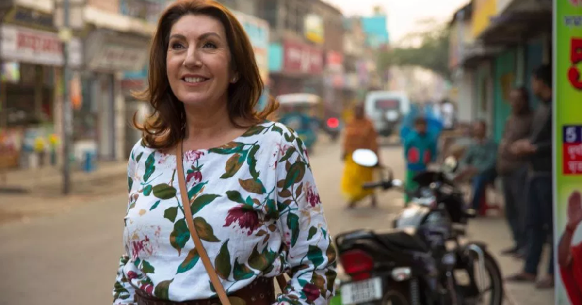 Jane McDonald Clarifies Elephant Ride Comments Following Backlash To ...