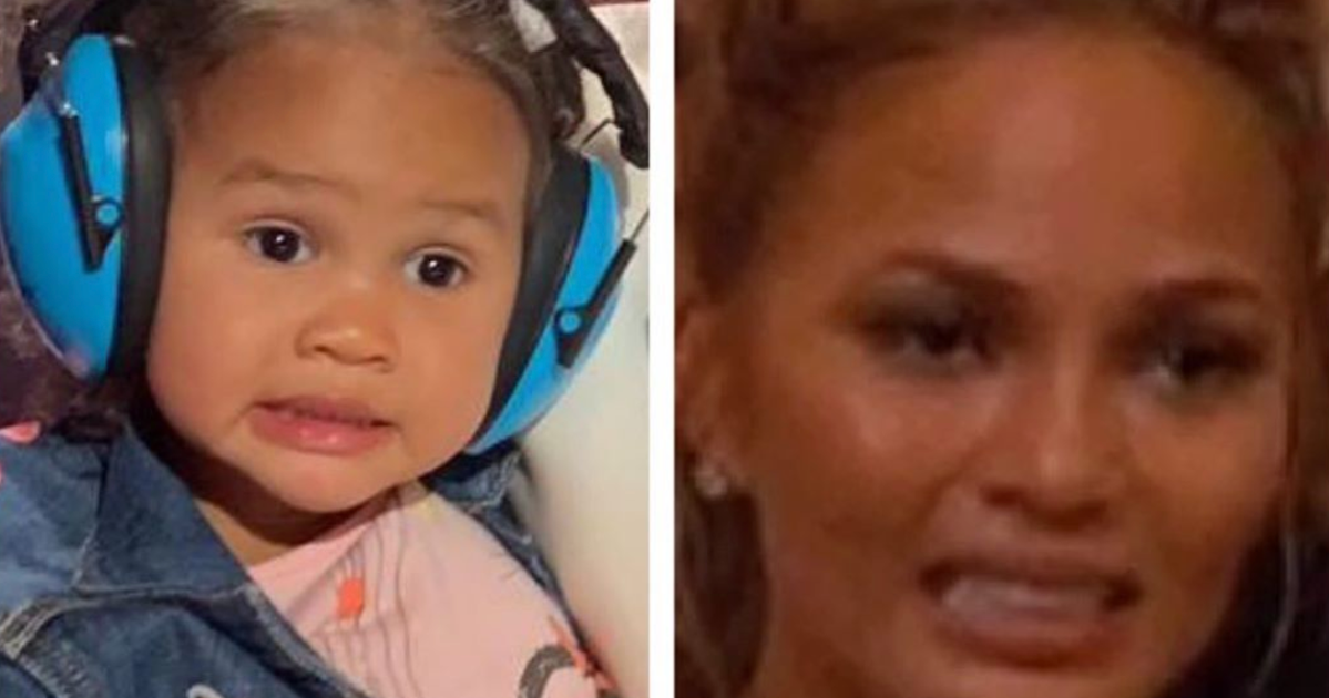 Chrissy Teigen's Daughter Luna Re-created Her Mom's Golden Globes ...