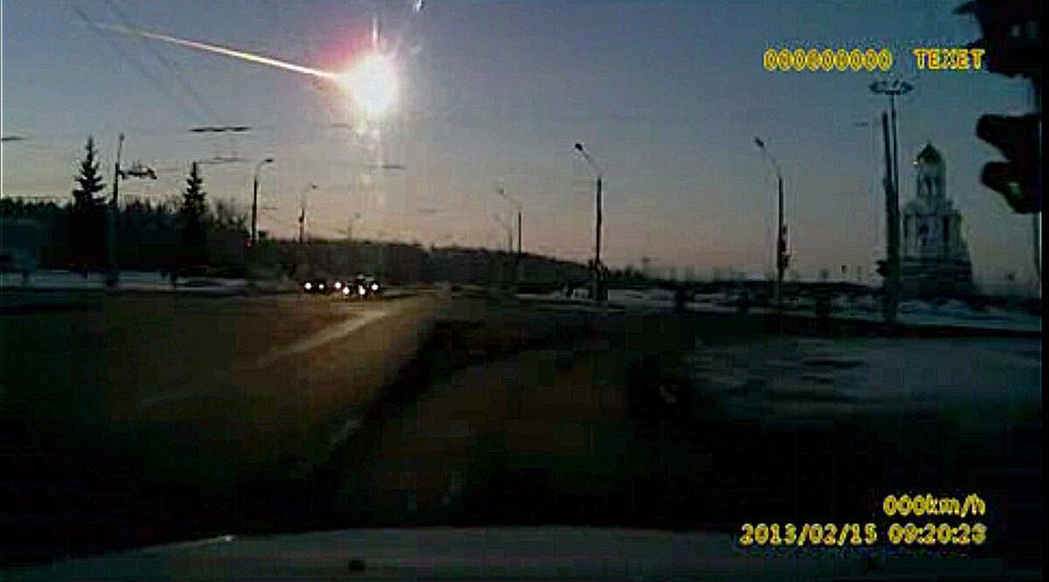 Meteor Caught On Dashcam As It Streaks Across Central Europe (VIDEO ...