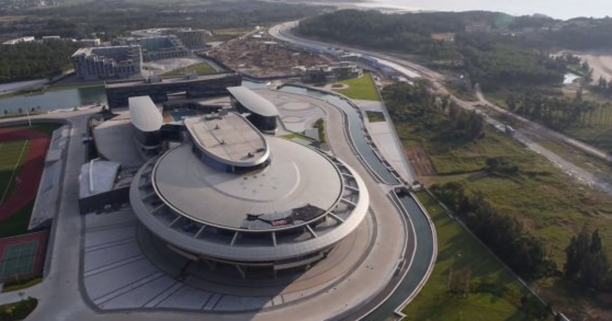 NetDragon Websoft's Headquarters Are An Over-The-Top Tribute To Star ...