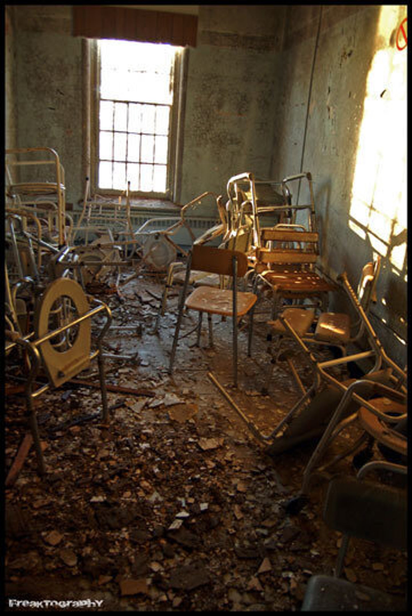 A Look Inside Abandoned Asylums and Hospitals [PHOTOS] | HuffPost Life