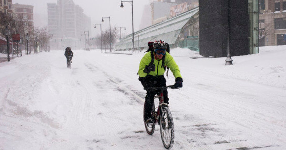 Winter Cycling 101: What You Need to Know | HuffPost Life