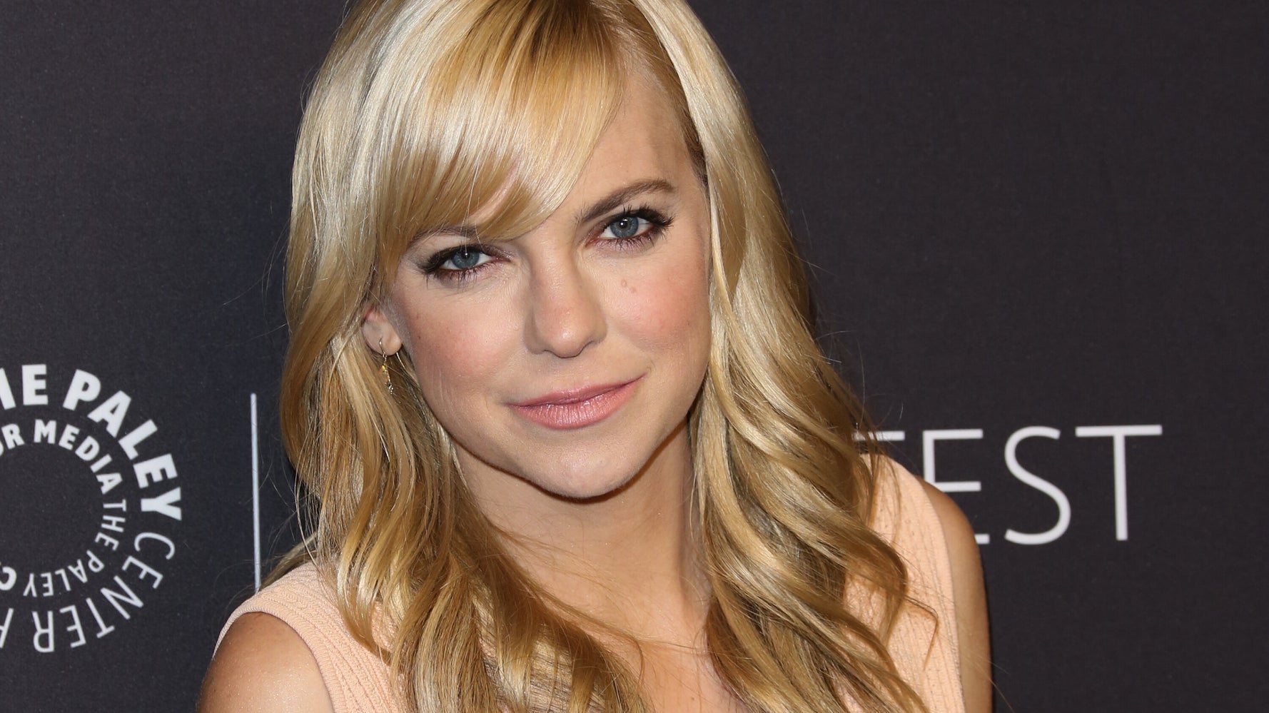 Anna Faris Isnt So Sure About The Whole Wedding Thing Anymore Huffpost Canada Life