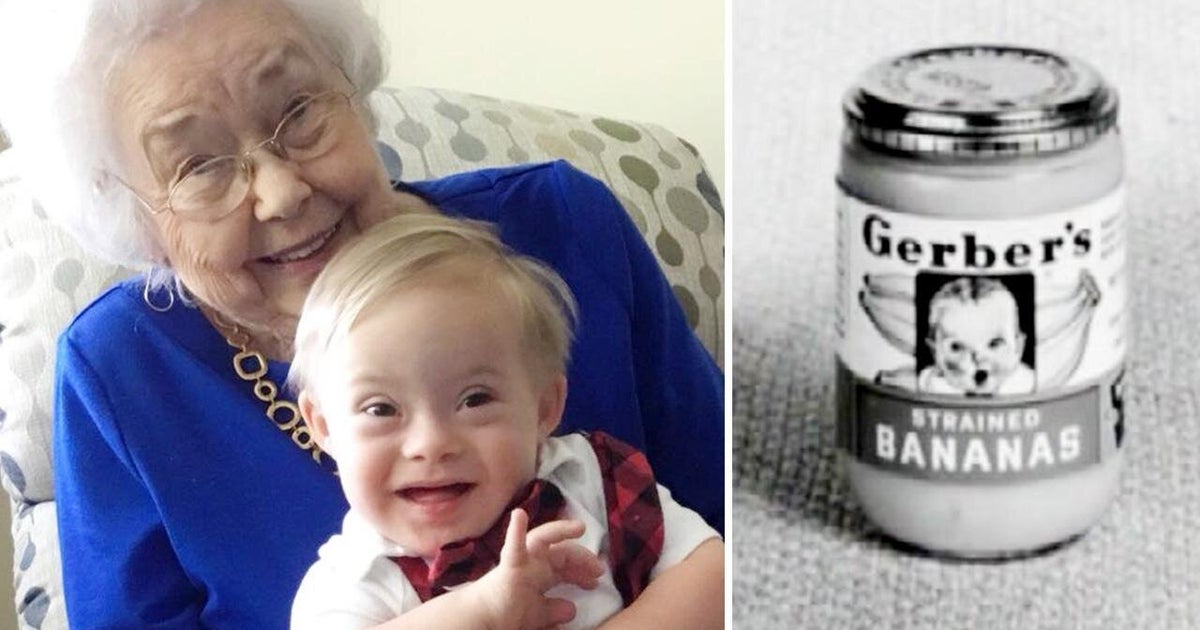 The 1st Gerber Baby Took A Sweet Photo With The Newest One, Who Has ...