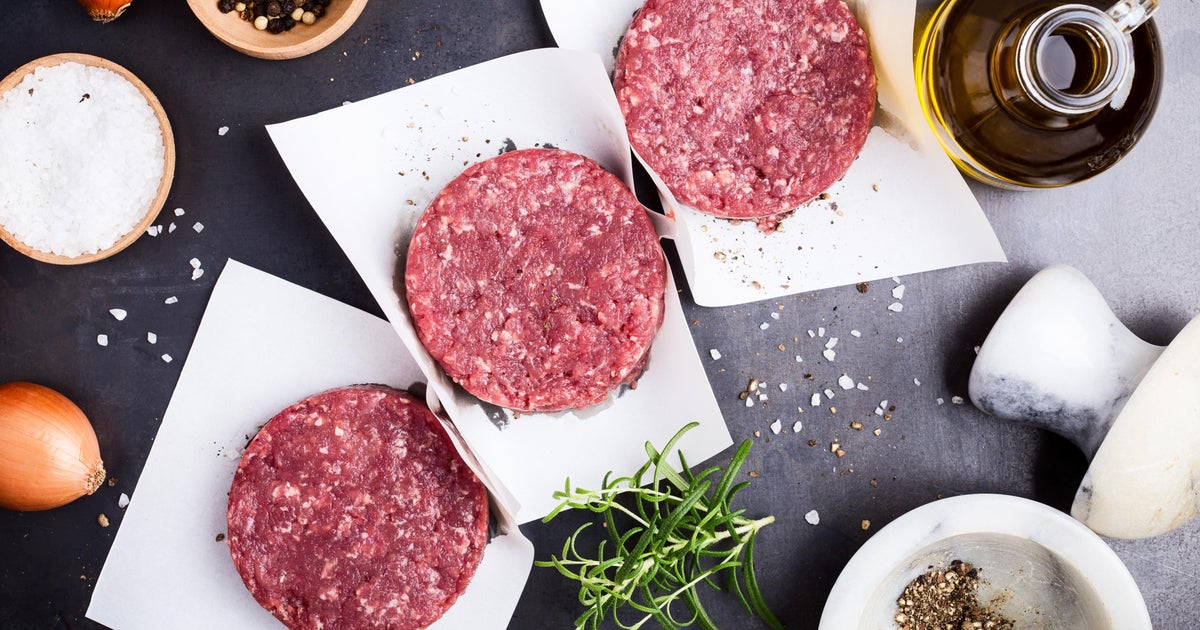 Meat Contains A Surprising Amount of Harmful Bacteria, Says New Report ...