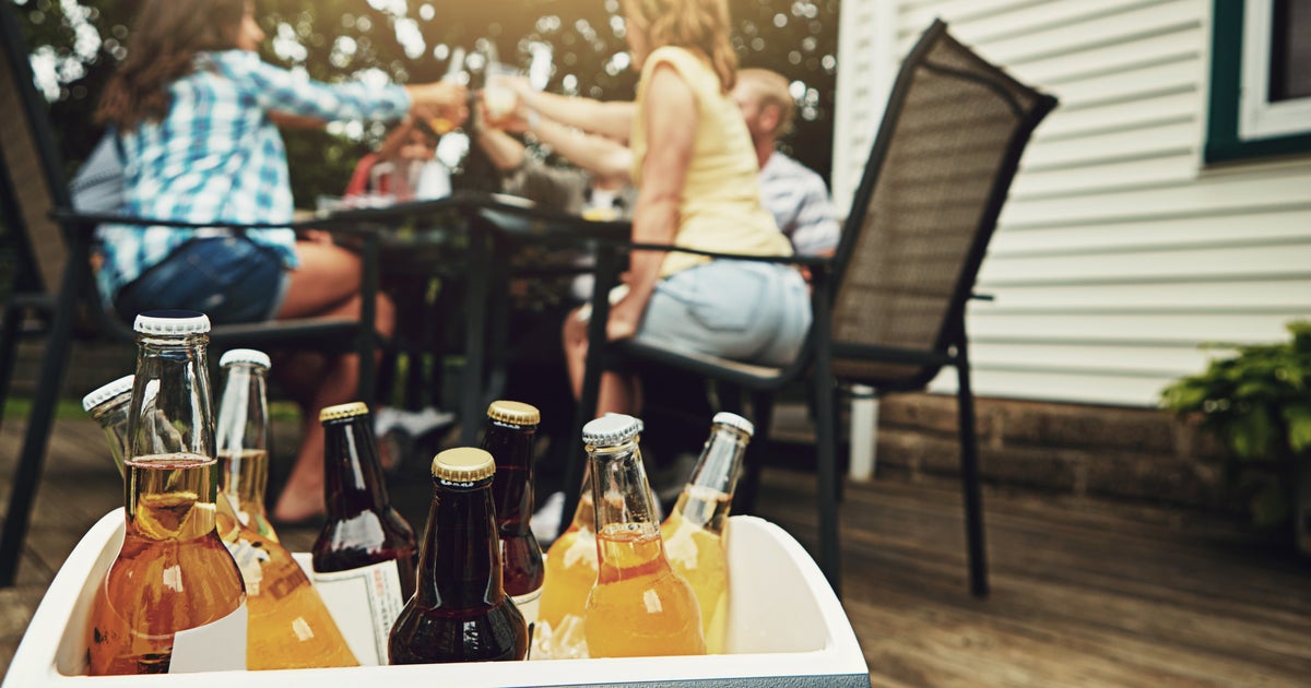 Your Fancy Beers Aren't Safe From Fellow Partiers This Canada Day: Poll ...