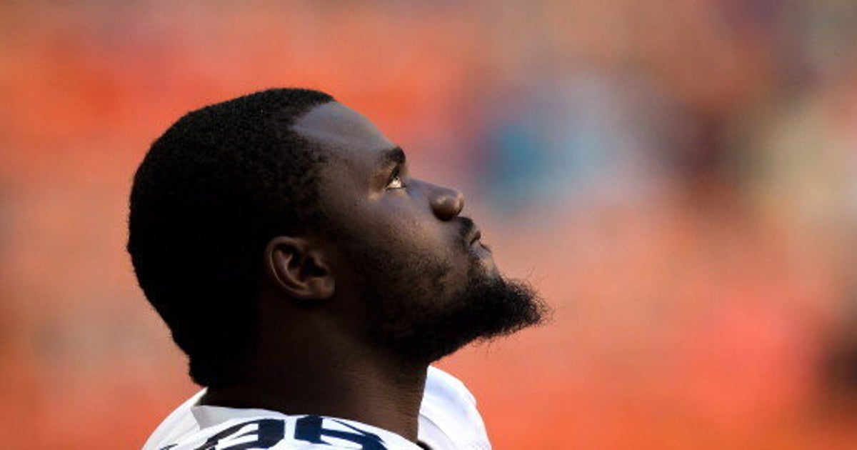 Khalif Mitchell Fined Twice Over Holocaust Denial Tweets | HuffPost News