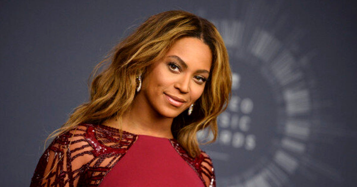 Beyonce Debuts New Blunt Bangs In Paris (PHOTOS) | HuffPost Style