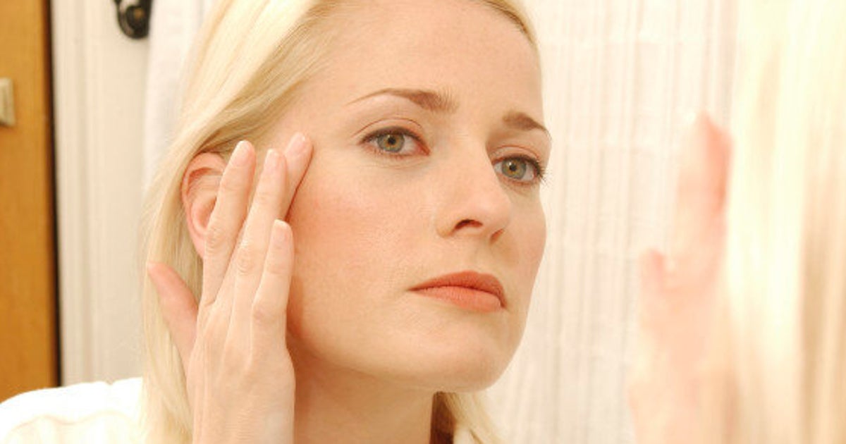 Top Tips For Perfect Foundation Application | HuffPost Style