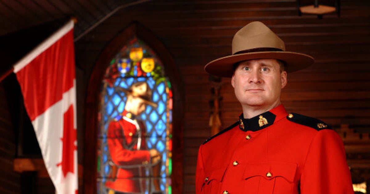David Wynn Dead: St. Albert, Alberta Mountie Dies From Injuries ...
