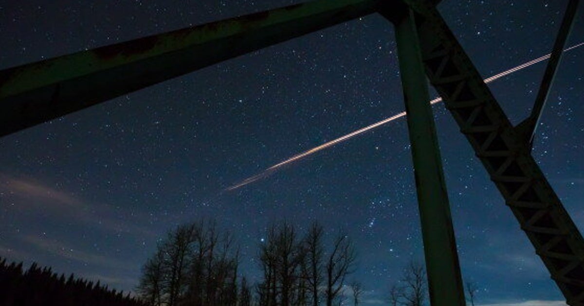 Neil Zeller's Fireball Photo Near Calgary Probably Showed A Re-Entering ...