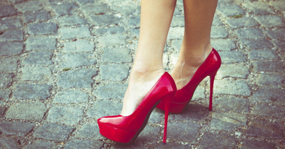 Your Guide To Picking The Perfect Pair Of Comfortable Shoes | HuffPost ...