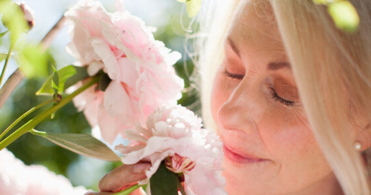 Your Sense Of Smell Could Predict How Soon Death Will Come: Study ... Your Sense Of Smell Could Predict How Soon Death Will Come: Study ...