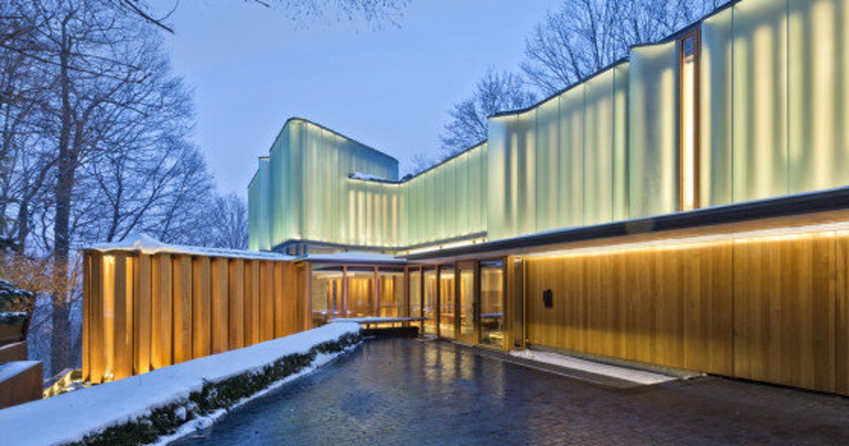 Integral House, Possibly Canada's Most Stunning Home, Selling For Below ...