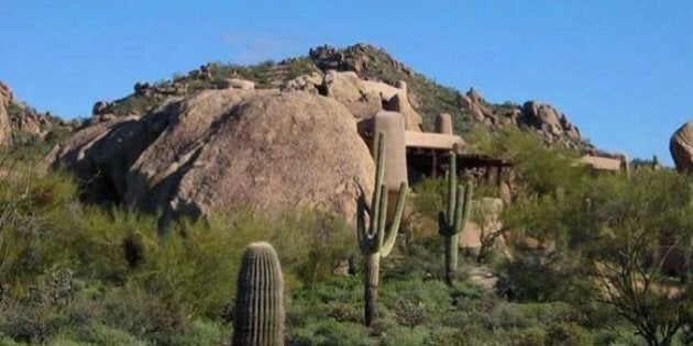 This $4-Million House Built Into A Cluster Of Boulders Is Way Nicer ...