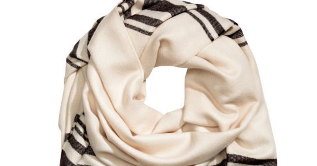 H&M Apologizes For Controversial 'Jewish Prayer Scarf' | HuffPost Style