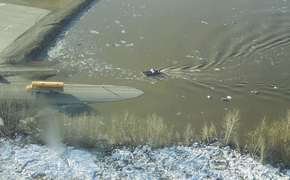 Alaska Ice Jam: Galena, On Yukon River, Under Siege | HuffPost News