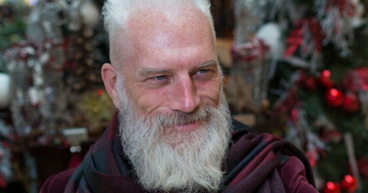 Fashion Santa Looks A Lot Different Without The Beard | HuffPost Style