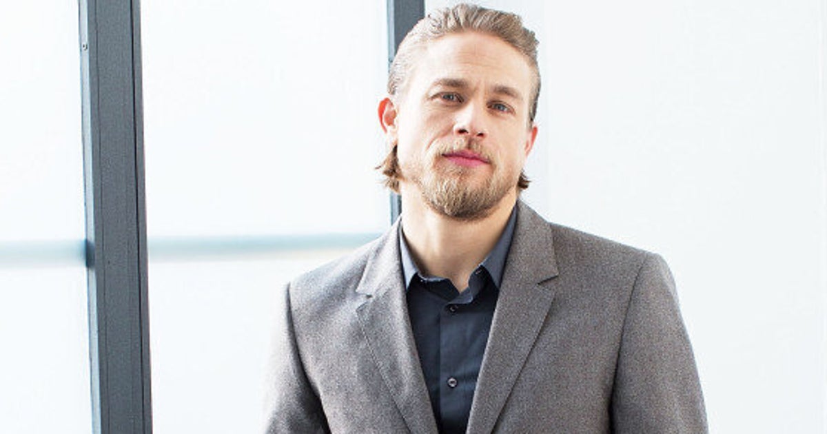 20 Charlie Hunnam Photos That Will Make You Swoon | HuffPost Style