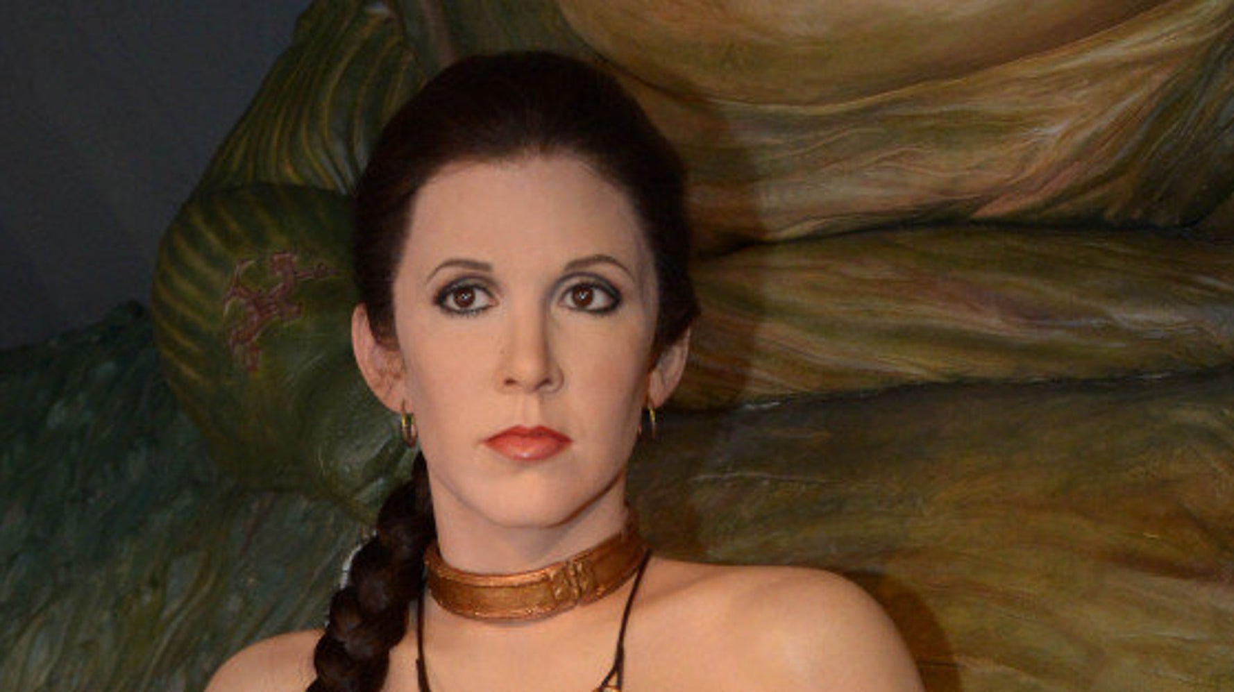 Princess Leia Slave Costume Sells For 96000 At Auction Huffpost Canada Life