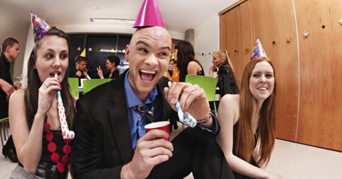 Six Tips to Get Out There and Enjoy Those Work Social Events | HuffPost ...