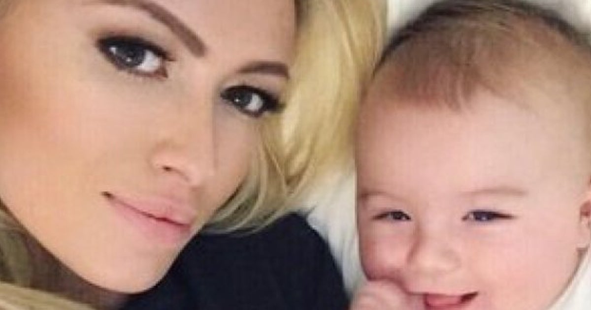 Paulina Gretzky Posts Adorable Selfie With Son Tatum On Instagram ... Paulina Gretzky Posts Adorable Selfie With Son Tatum On Instagram ...